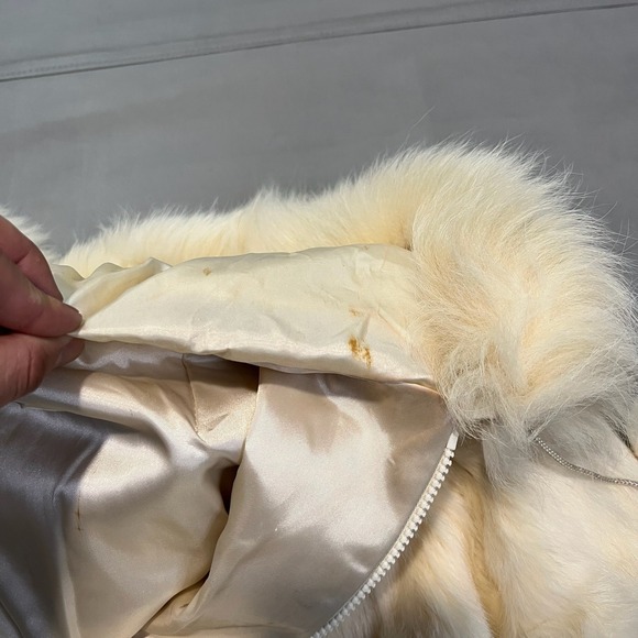 Orchard Street | Jackets & Coats | Vtg 8s Y2k Ivory Cream Fur Hood ...